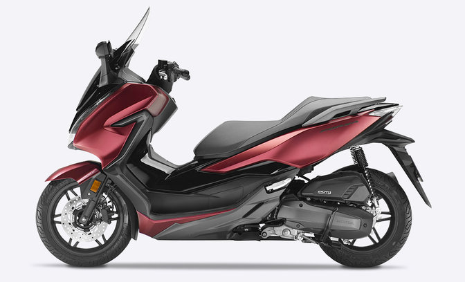 Entdecken – Forza 125 – Motorroller – Modellpalette – Motorräder – Honda